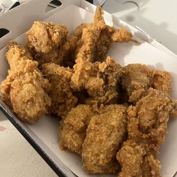 BB.Q CHICKEN LOMA LINDA - Updated June 2025 - 139 Photos & 102 Reviews ...