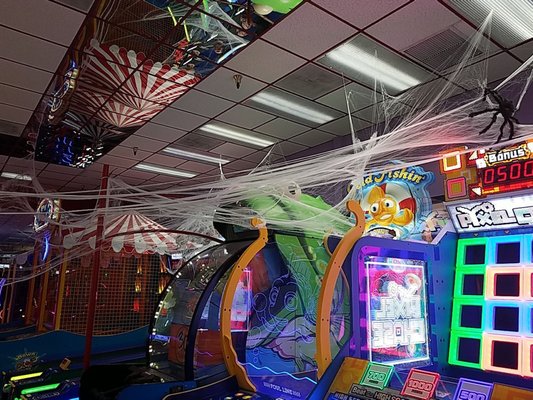 FUN FACTORY - 72 Photos & 28 Reviews - 1620 N School St, Honolulu ...