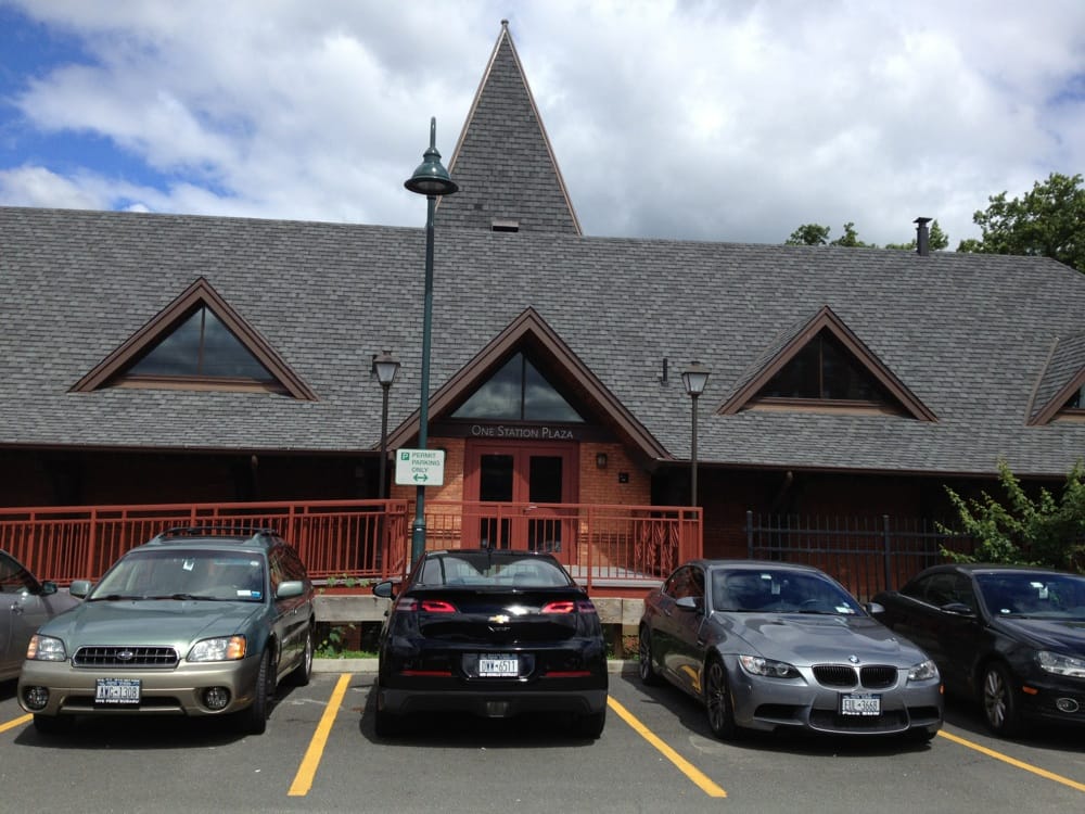 MAMARONECK TRAIN STATION - Updated September 2025 - 1 Station Plz, Mamaroneck, New York - Train ...