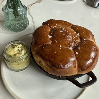 BIRDIE’S BARROOM AND KITCHEN - Updated June 2025 - 146 Photos & 85 ...