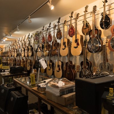 MUSIC OUTLET - Updated September 2025 - 19 Photos & 19 Reviews - 1050 ...