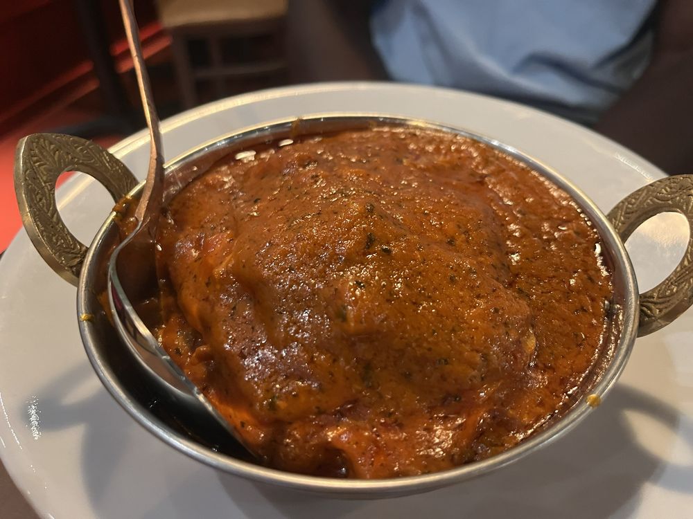 RAJ SAFFRON HOUSE - Updated June 2025 - 99 Photos & 40 Reviews - 124 ...