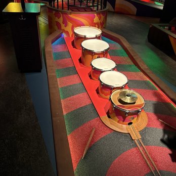 PUTTSHACK - ADDISON - Updated 05/2025 - 325 Photos & 159 Reviews - 5100 ...