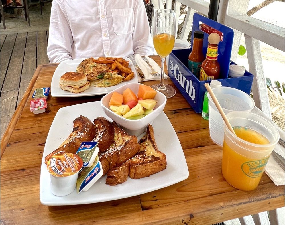 HIGH TIDE BAR & SEAFOOD GRILL - Updated December 2025 - 410 Photos ...