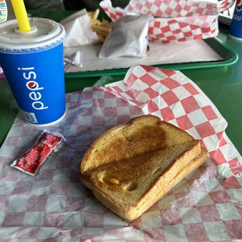 DASH INN - Updated December 2025 - 20 Photos & 76 Reviews - 620 E Hart ...