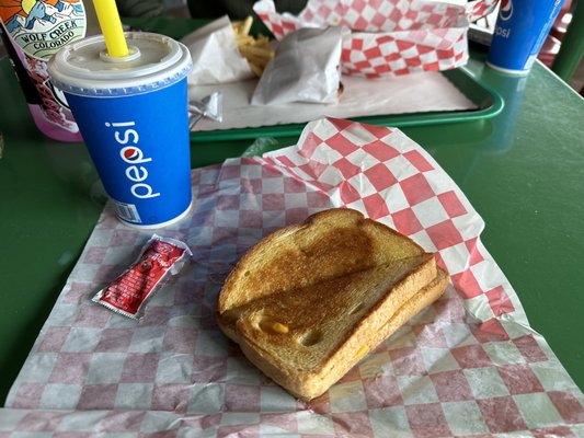 DASH INN - Updated July 2024 - 20 Photos & 72 Reviews - 620 E Hart St ...