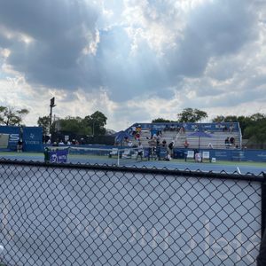 RACQUET CLUB OF CHICAGO - Updated April 2025 - 11 Photos - 1365 N ...