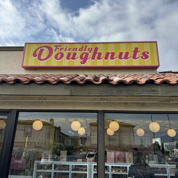 FRIENDLY DONUTS - Updated July 2024 - 2872 Photos & 1550 Reviews - 4442 ...