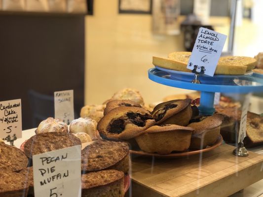 SEED BAKERY - 635 Photos & 506 Reviews - 942 E Washington Blvd ...