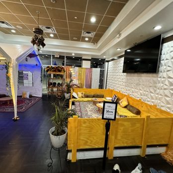 HASHTAG INDIA - Updated December 2025 - 54 Photos - 1102 W Lyndon B ...