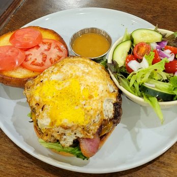 EMERALD TAVERN GAMES & CAFE - Updated January 2026 - 294 Photos & 265 ...