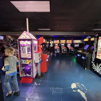 QUASARS ARCADE - Updated November 2025 - 11 Photos & 10 Reviews - 5301 ...