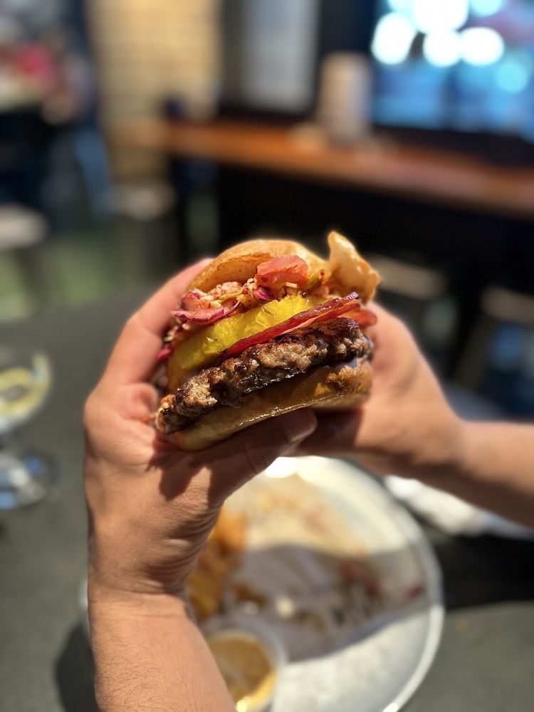 STACK 571 BURGER & WHISKY BAR - VANCOUVER - Updated July 2024 - 95 ...