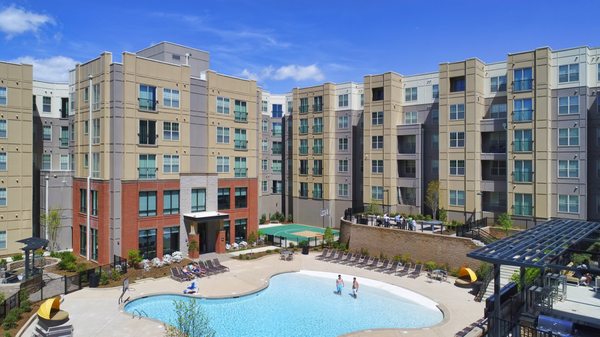 BOULEVARD 98 - 112 Photos & 45 Reviews - Apartments - 9825 University ...