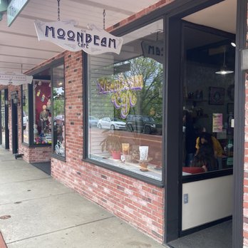 MOONBEAM CAFE - Updated September 2025 - 35 Photos & 27 Reviews - 636 ...