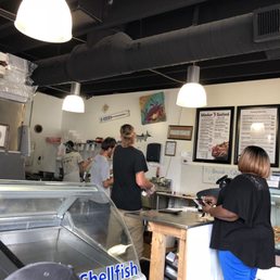 MACKER SEAFOOD - Updated October 2025 - 345 Photos & 425 Reviews - 141 ...