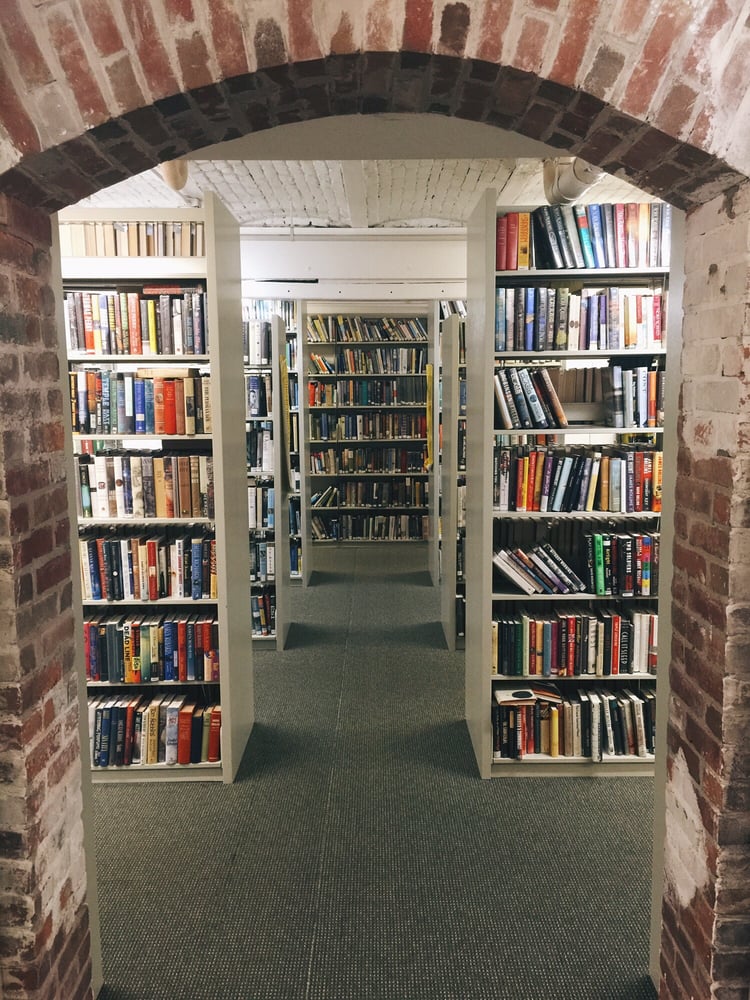 IRVINGTON PUBLIC LIBRARY - Updated December 2025 - 12 S Astor St ...