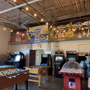 THE SANDBOX AT SEASTREAK BEACH - Tiki Bars - 325 Shore Dr, Highlands ...