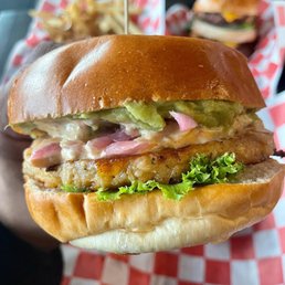 BURGERS@ APOLLO - Updated September 2025 - 180 Photos & 109 Reviews ...