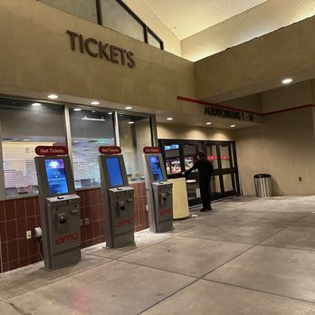 AMC DINE-IN FULLERTON 20 - Updated December 2025 - 1112 Photos & 1207 ...