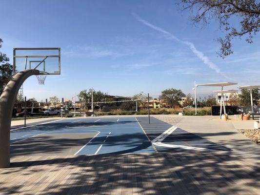 PARASOL PARK - Updated May 2024 - 72 Photos & 15 Reviews - 375 Magnet ...