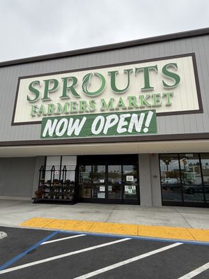 SPROUTS FARMERS MARKET - Updated December 2025 - 75 Photos & 59 Reviews ...