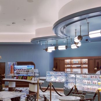 CHEZ BON BON - 75 Photos & 10 Reviews - 2777 S Las Vegas Blvd, Las ...