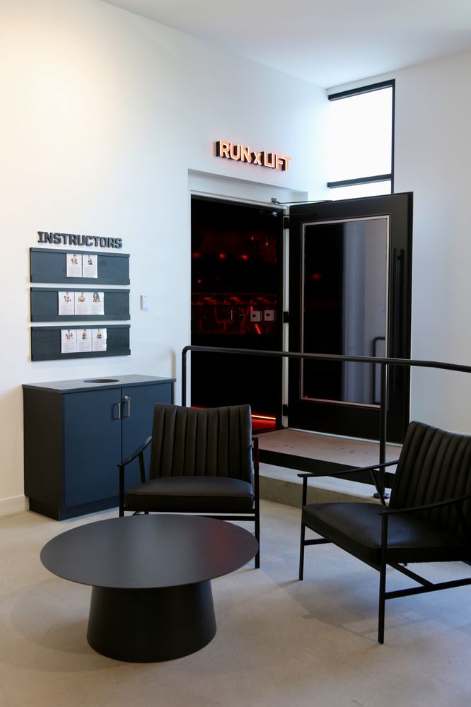 BARRY’S STUDIO CITY - Updated December 2025 - 12950 Ventura Blvd ...