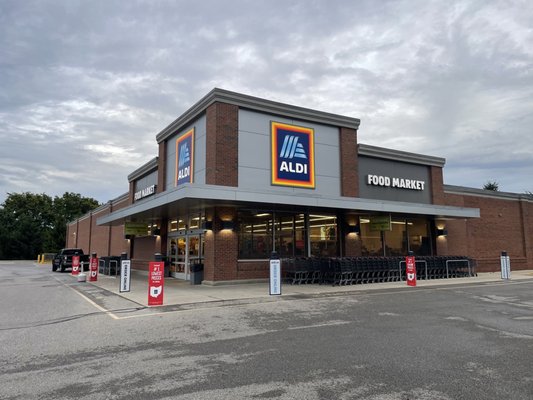 ALDI - Updated December 2025 - 47 Photos & 33 Reviews - 4664 Sawmill Rd ...