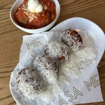 CASA ME - Updated May 2025 - 120 Photos & 71 Reviews - 7 Sconset Square ...