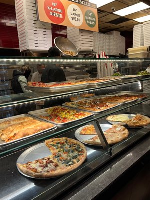 EMILIO’S PIZZERIA & RISTORANTE - Updated December 2025 - 372 Photos ...