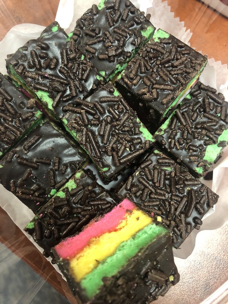 STEINER’S PASTRY SHOP - Updated December 2025 - 28 Photos & 31 Reviews ...