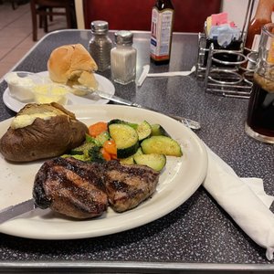 BAR B Q PIT - 140 Photos & 163 Reviews - 1720 G St, Merced, California ...