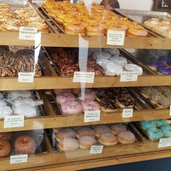 OH DOUGHNUTS - Updated December 2025 - 74 Photos & 28 Reviews - 326 ...