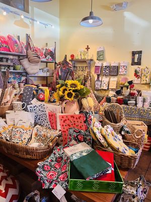HIGH DESERT MARKET AND CAFE - Updated May 2026 - 194 Photos & 200 ...