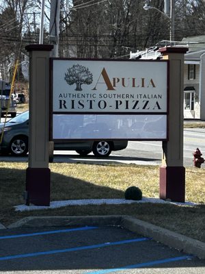 APULIA RISTO-PIZZA - Updated October 2025 - 62 Photos & 53 Reviews ...