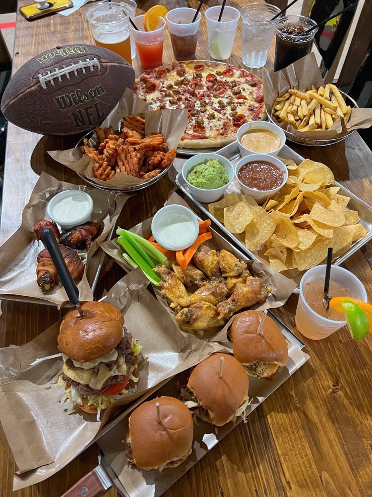 FOWLING WAREHOUSE DFW - 56 Photos & 22 Reviews - 1714 14th St, Plano ...