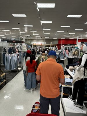 TARGET - Updated December 2025 - 200 Photos & 303 Reviews - 100 14th St ...