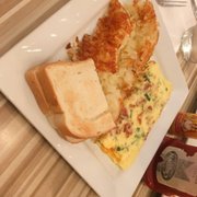 AMA BISTRO - 132 Photos & 121 Reviews - Breakfast & Brunch - 215 S ...