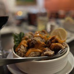 Dewz Restaurant - Reservations - New American, Steakhouses - Modesto ...