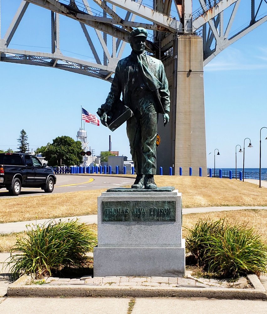 YOUNG THOMAS EDISON STATUE - 2200 Thomas Edison Pkwy, Port Huron ...