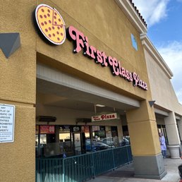 FIRST CLASS PIZZA - Updated July 2025 - 407 Photos & 460 Reviews ...