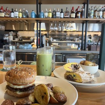 TRUE FOOD KITCHEN - Updated April 2024 - 1129 Photos & 666 Reviews ...