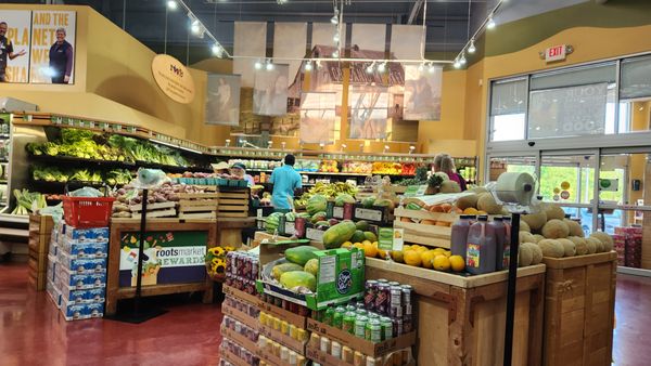 ROOTS MARKET - Updated November 2025 - 144 Photos & 99 Reviews - 5805 ...