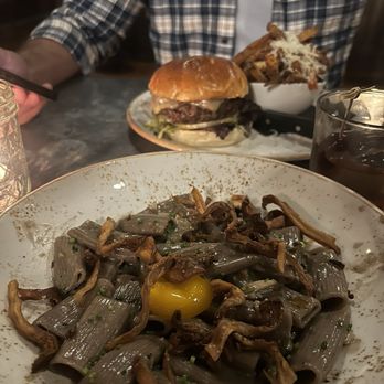 THE ICE PLANT - Updated July 2024 - 3960 Photos & 2252 Reviews - 110 ...