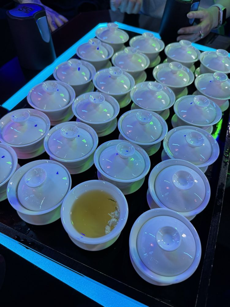 ZUI BEER BAR - Updated December 2024 - 114 Photos & 18 Reviews - 5649 ...