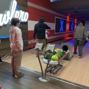 BOWLERO PALMDALE - Updated July 2025 - 27 Photos & 45 Reviews - 38241 ...
