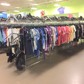 GOODWILL STORE - Updated December 2025 - 16 Photos & 15 Reviews - 8450 ...