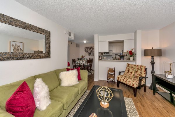 CENTERPOINT APARTMENTS - 14 Photos & 24 Reviews - 2626 Frankford Rd ...