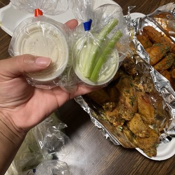 BUFFALO BOSS BROOKLYN’S FINEST WINGS - Updated December 2024 - 38 ...